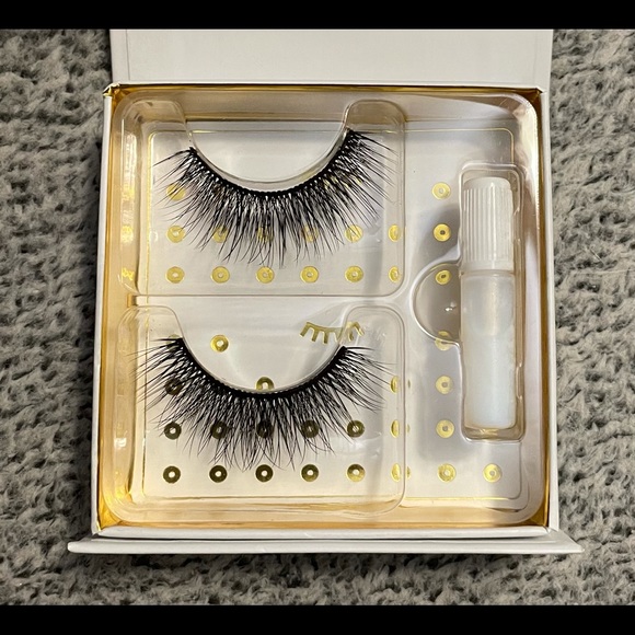 Battington Lashes | Makeup | Nib Battington Lashes Harlow 3d Silk ...